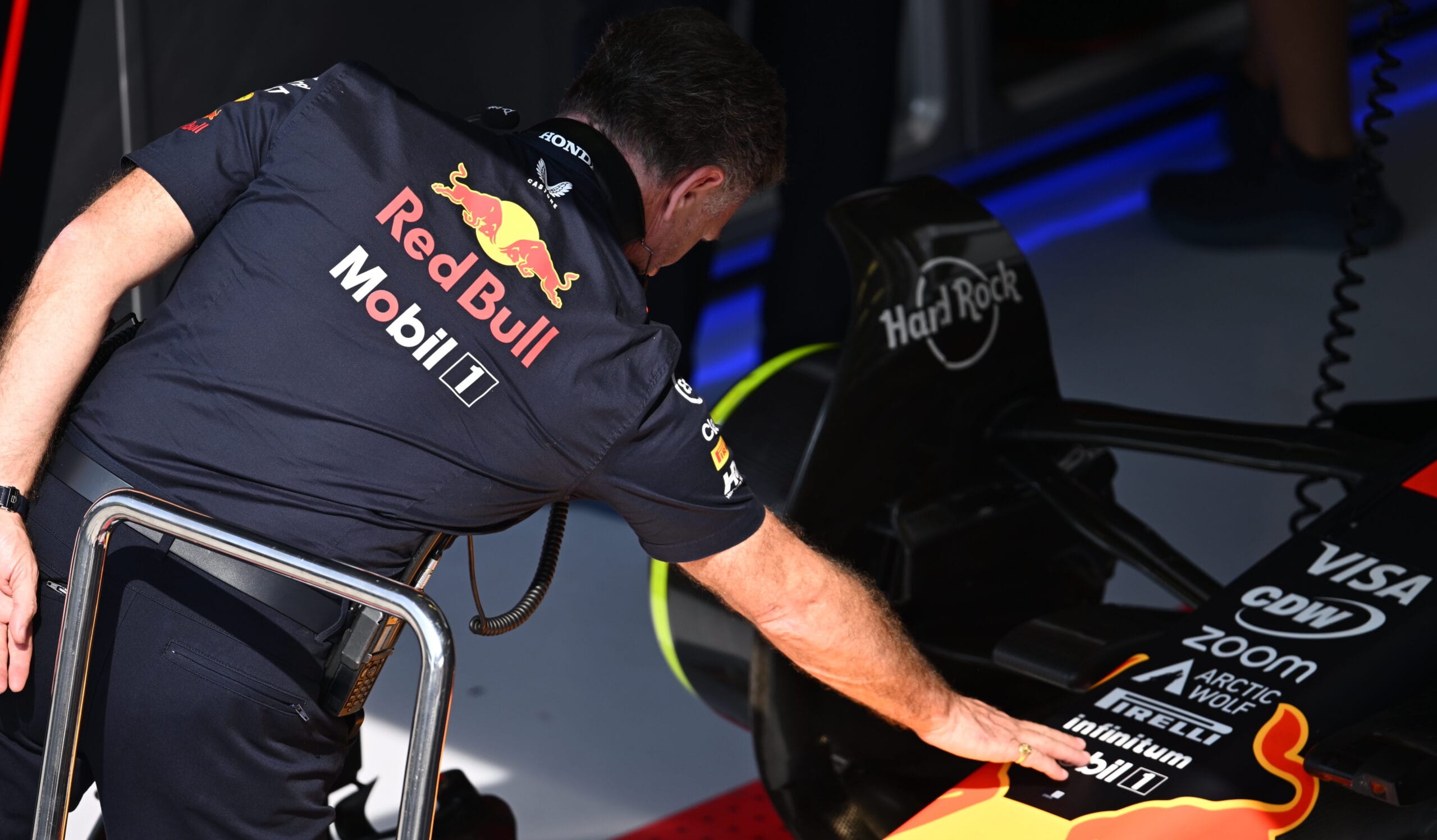 Shock in Formula 1: Red Bull Struggles with Balance Problems at Italian GP - Grandprixnews.com